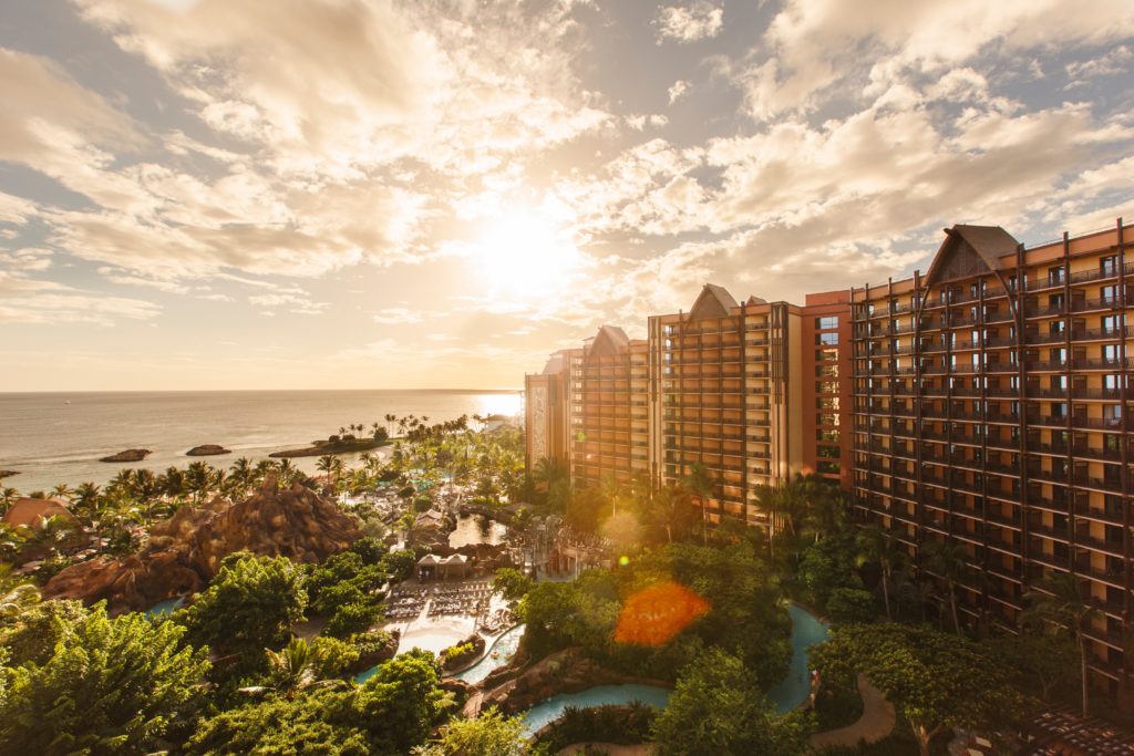 🍎 Poison Apple Travel Deal...30% off your Aulani Vaca 🍎 - Poison Apple ...